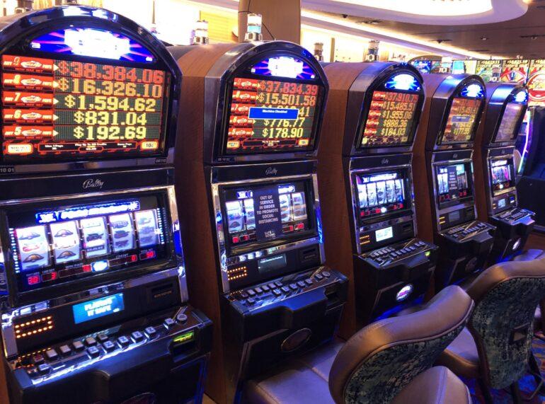 Understanding Slot Machine Mechanics: How Random Number Generators ...